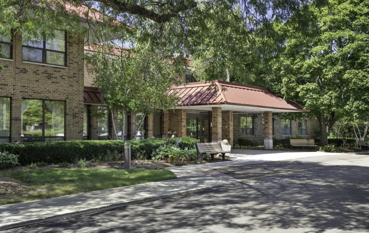 Alden Estates of Naperville nursing home, 1525 South Oxford Lane ...