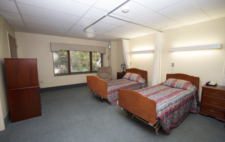 Amherst Manor Nursing Home | Amherst Skilled Nursing Facility