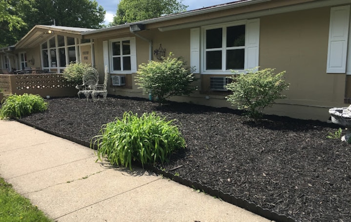 Brookfield Health Care Center | Nursing Home | Brookfield Skilled ...