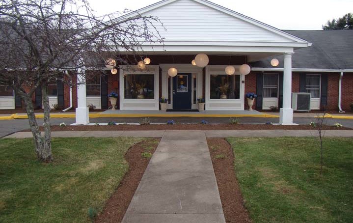 Apple Rehab Coccomo | Nursing Home | Meriden Skilled Nursing Facility