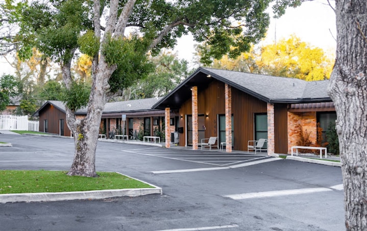 Athens Post Acute | Nursing Home | DeLand Skilled Nursing Facility