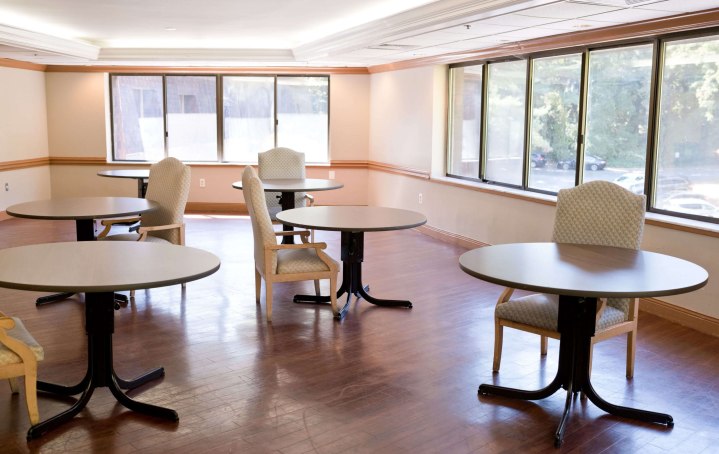 Autumn Lake Healthcare at Oakview | Nursing Home | Silver Spring ...