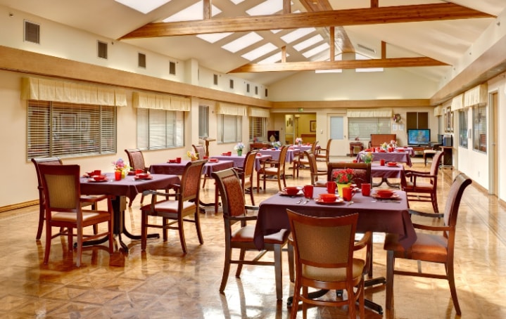 Avamere Crestview of Portland | Nursing Home | Portland Skilled Nursing ...