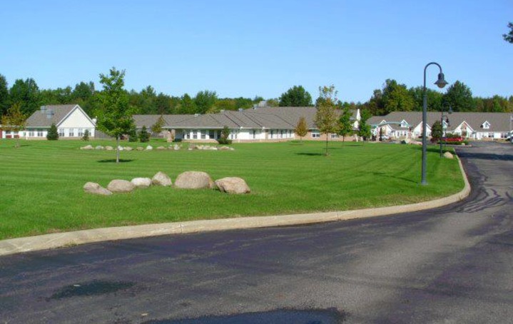 Avon Oaks Nursing Home | Avon Skilled Nursing Facility