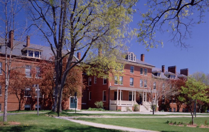 Barron Center | Nursing Home | Portland Skilled Nursing Facility