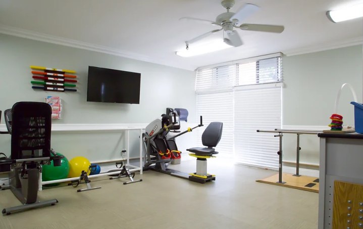 Beachside Post Acute nursing home, 3294 Santa Fe Avenue, Long Beach, CA ...