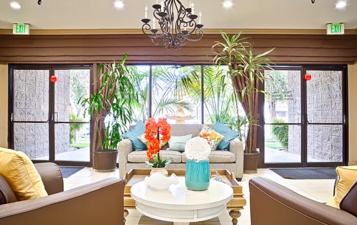 Beachside Post Acute nursing home, 3294 Santa Fe Avenue, Long Beach, CA ...