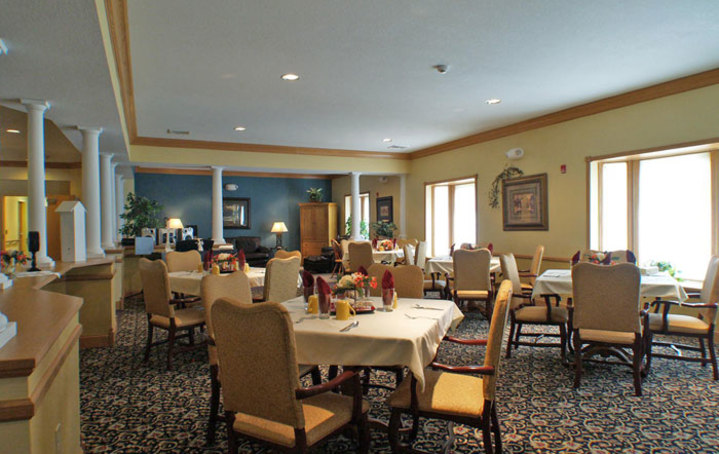 Riverside | Nursing Home | La Crosse Skilled Nursing Facility