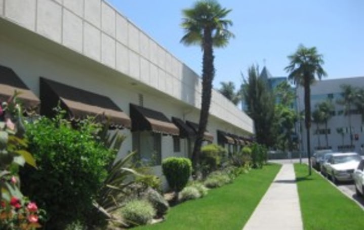 California Post-Acute Care | Nursing Home | Lynwood Skilled Nursing ...