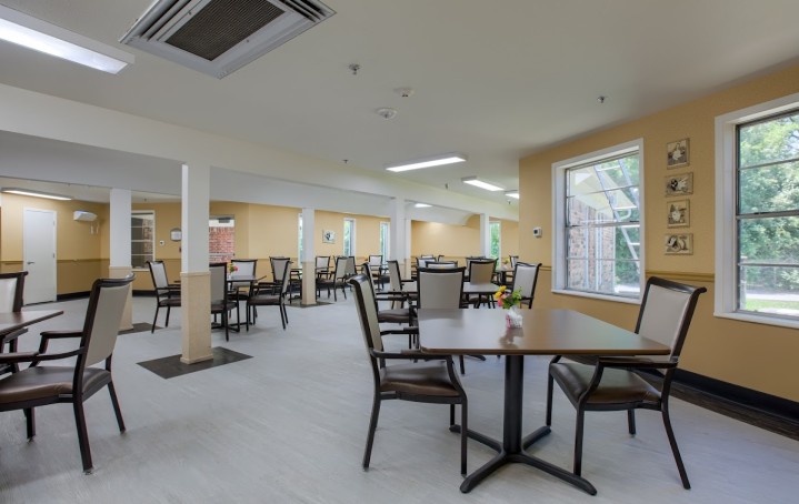 Brentwood Campus of Care | Nursing Home | Dallas Skilled Nursing ...