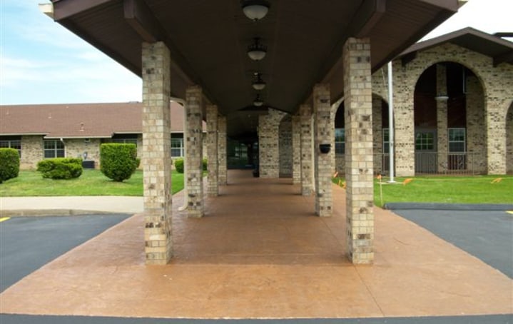 Brookhaven Nursing & Rehab | Nursing Home | Springfield Skilled Nursing ...