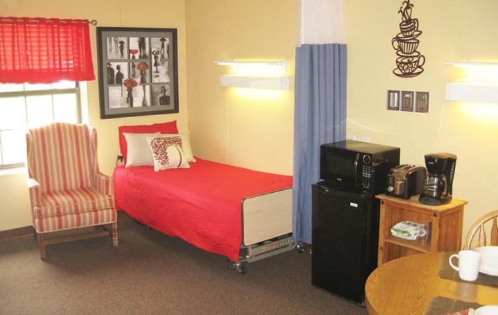 Brookside Inn | Nursing Home | Castle Rock Skilled Nursing Facility