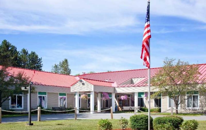 Cedar Ridge Center | Nursing Home | Skowhegan Skilled Nursing Facility