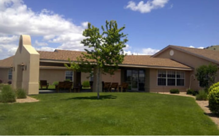 Cedar Ridge Inn | Nursing Home | Farmington Skilled Nursing Facility