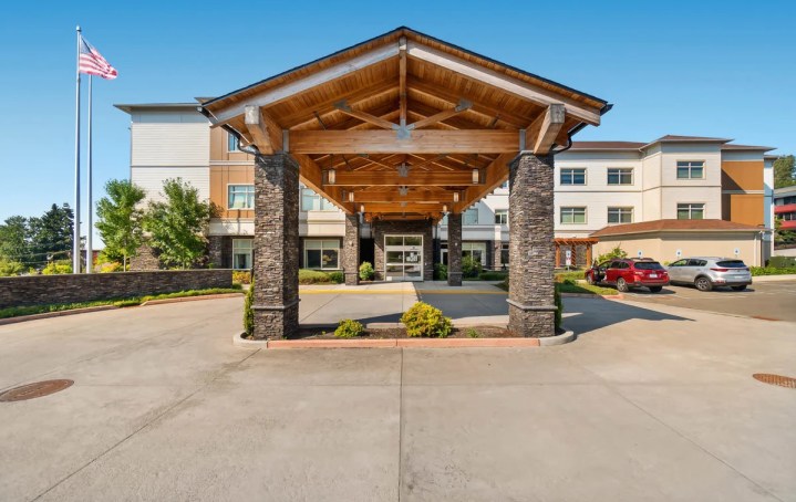 Cedar River Healthcare Center | Nursing Home | Renton Skilled Nursing ...