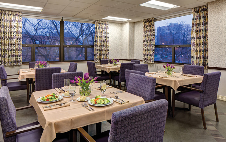 Chalet Living & Rehab | Nursing Home | Chicago Skilled Nursing Facility