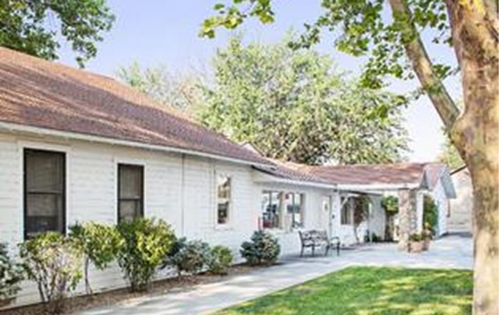 Cherry Ridge of Cascadia | Nursing Home | Emmett Skilled Nursing Facility