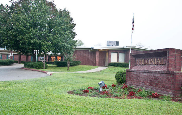 Colonial Nursing & Rehabilitation Center nursing home, 508 Pierce St ...