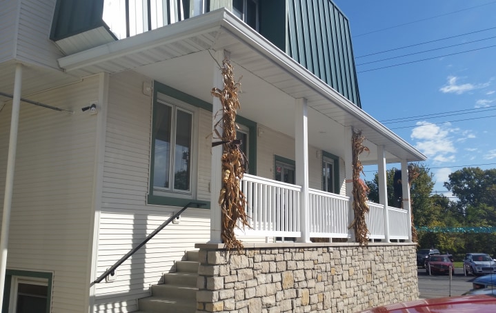 Colonial Nursing Home | Crown Point Skilled Nursing Facility