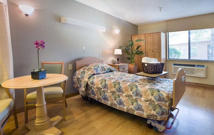 Colonial Oaks Health Care Center | Nursing Home | Marion Skilled ...