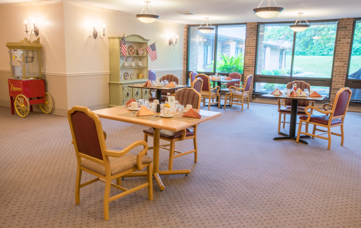 Crown Pointe Care Center | Nursing Home | Columbus Skilled Nursing Facility