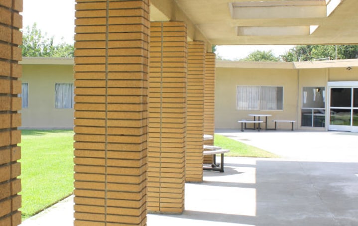 Villa Del Rio | Nursing Home | Bell Gardens Skilled Nursing Facility