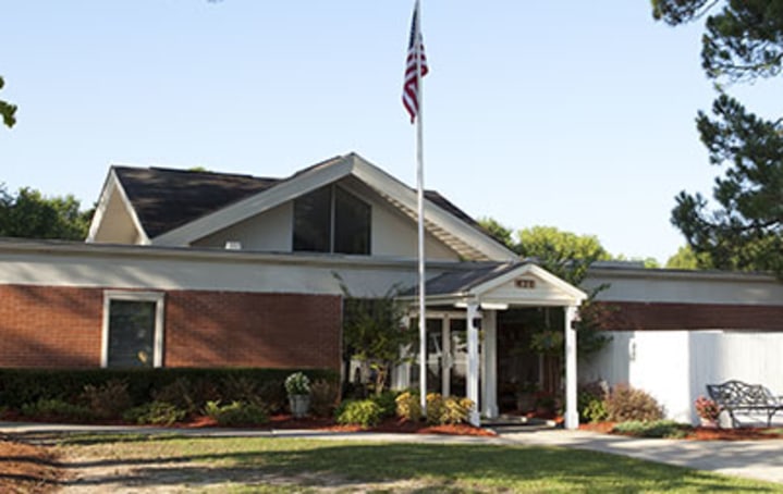 Dickson Health and Rehab | Nursing Home | Dickson Skilled Nursing Facility