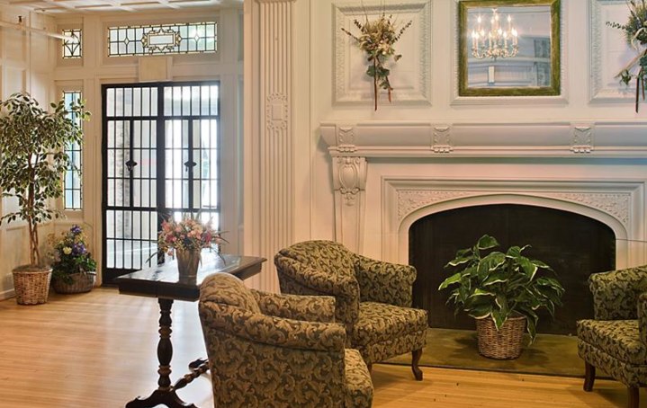 Accela Rehabilitation and Care Center Springfield | Nursing Home ...