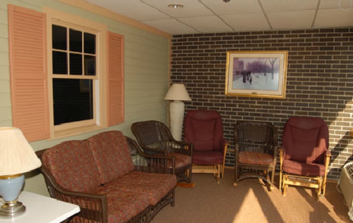 Dexter House Healthcare | Nursing Home | Malden Skilled Nursing Facility