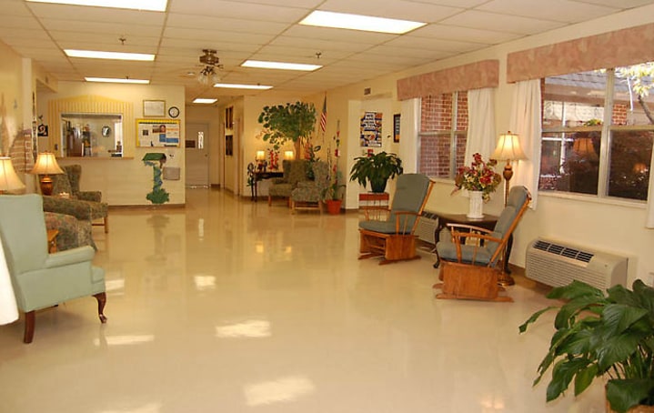 Diversicare of Winfield | Nursing Home | Winfield Skilled Nursing Facility
