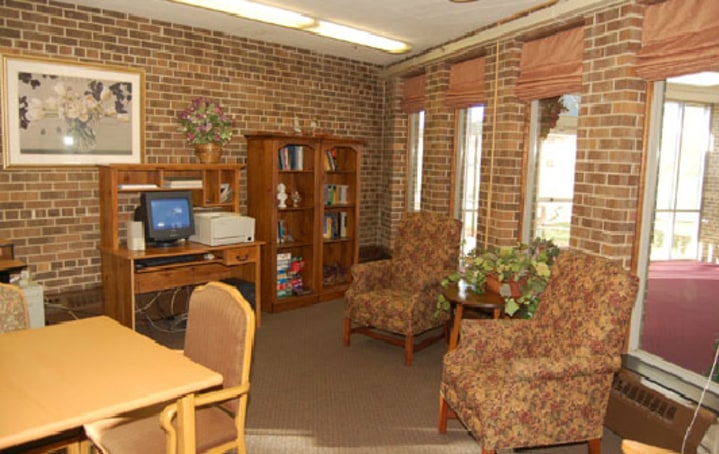 Rochester East Health Services | Nursing Home | Rochester Skilled ...