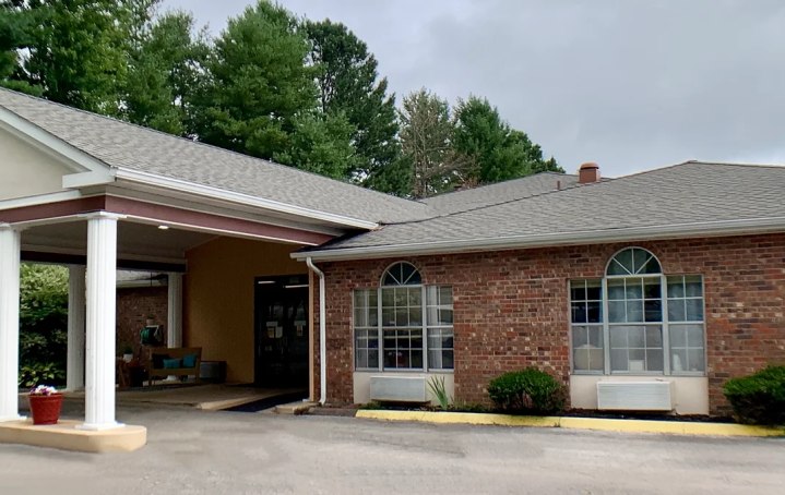 Decatur Wellness and Rehabilitation Center | Nursing Home | Decatur ...