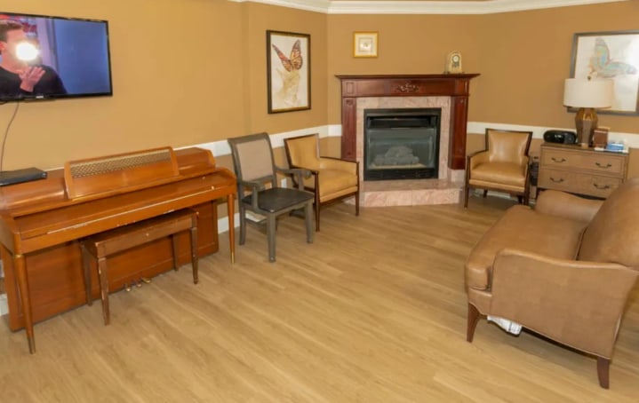 The Villages of Dallas nursing home, 550 E Ann Arbor Ave, Dallas, TX ...