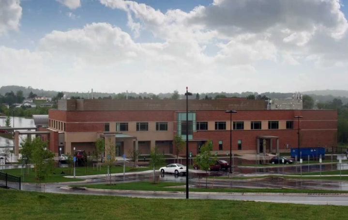 Hampshire Memorial Hospital | Nursing Home | Romney Skilled Nursing ...