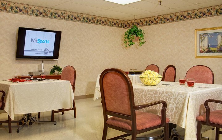Crossroads Care Center of Kenosha | Nursing Home | Kenosha Skilled ...