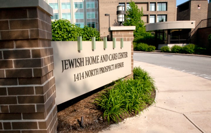 Ovation Jewish Home | Nursing Home | Milwaukee Skilled Nursing Facility