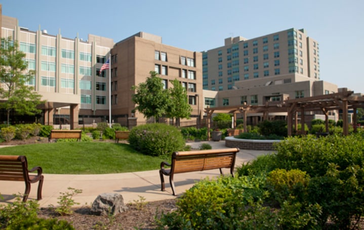 Ovation Jewish Home | Nursing Home | Milwaukee Skilled Nursing Facility