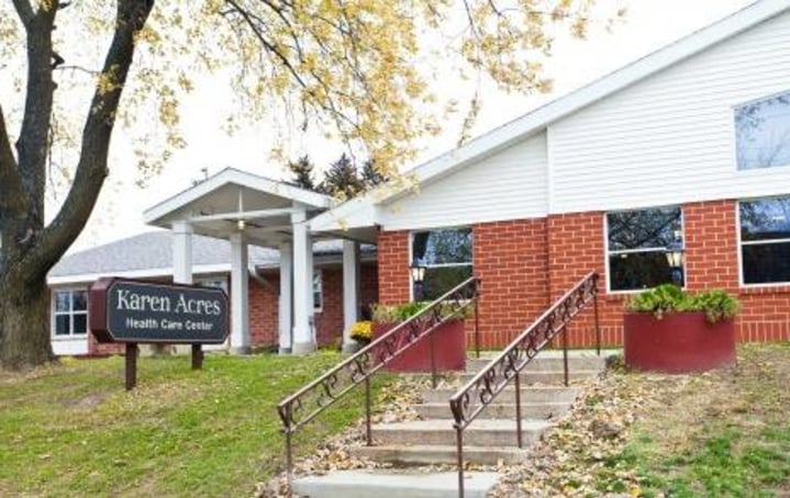 Karen Acres Care Center | Nursing Home | Urbandale Skilled Nursing Facility