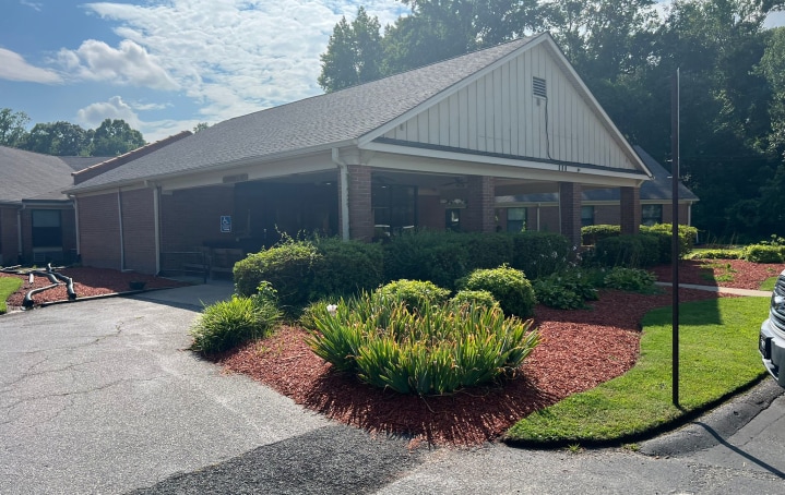 Laurel Park Rehabilitation and Healthcare Center | Nursing Home ...