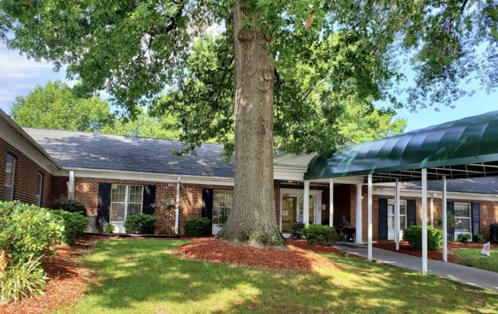 Linden Place Center for Nursing and Rehabilitation | Nursing Home ...