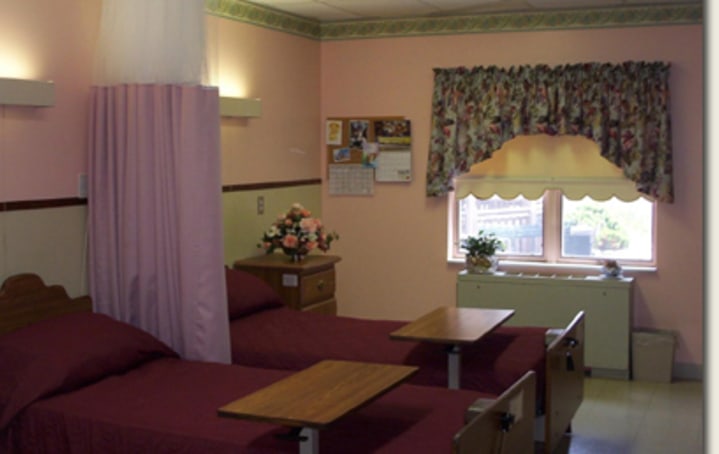 Autumn Lake Healthcare at Long View | Nursing Home | Manchester Skilled ...