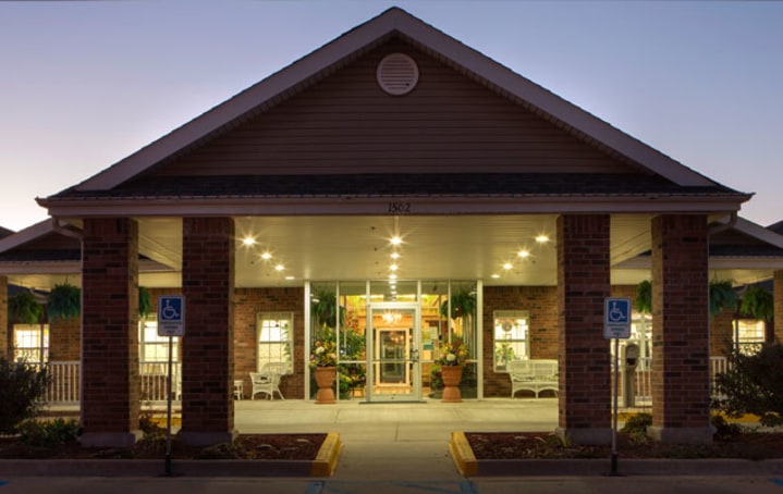 Magnolia Square Nursing and Rehab | Nursing Home | Springfield Skilled ...