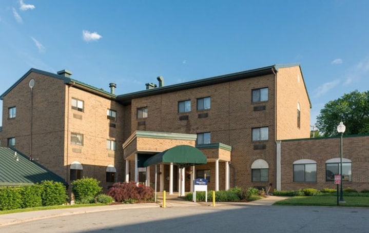 Carnegie Park Post Acute | Nursing Home | Pittsburgh Skilled Nursing ...