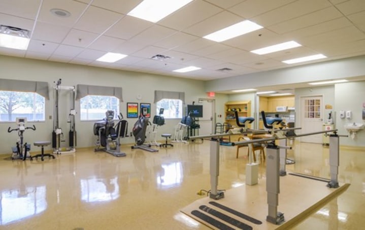 Oakpark Health & Rehabilitation nursing home, 2851 Tampa Rd, Palm Harbor, FL 34684 | 5 photos