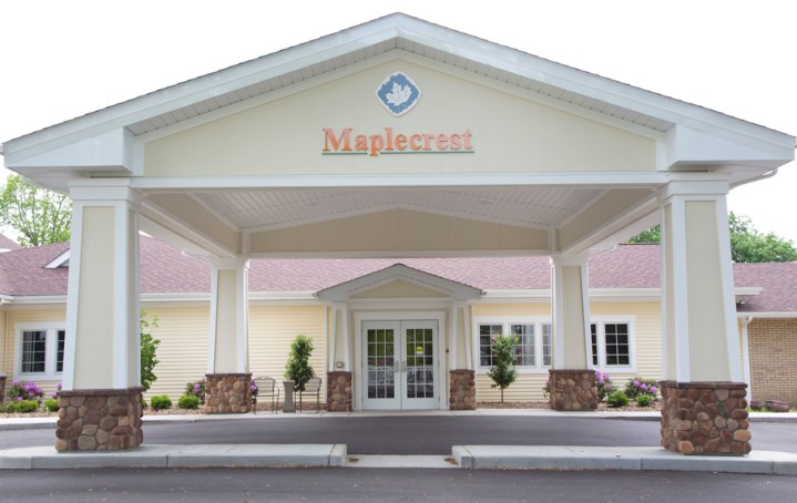 Maplecrest Skilled Nursing and Rehabilitation | Nursing Home | Struthers Skilled Nursing Facility