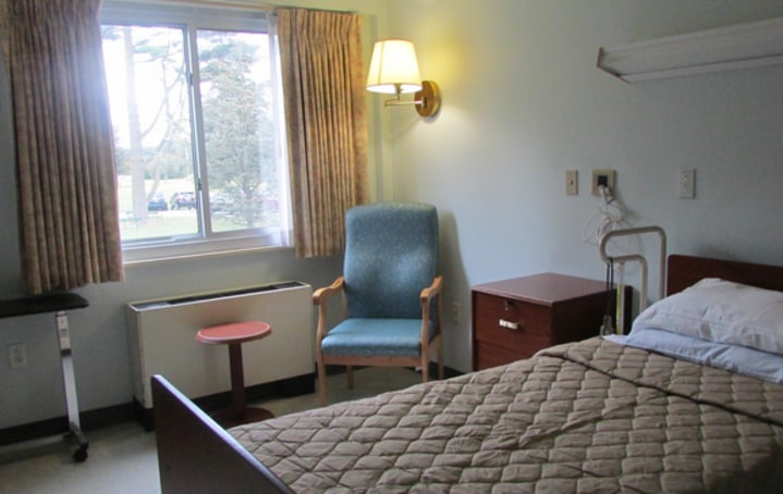 Maria Regina Residence Inc | Nursing Home | Brentwood Skilled Nursing ...