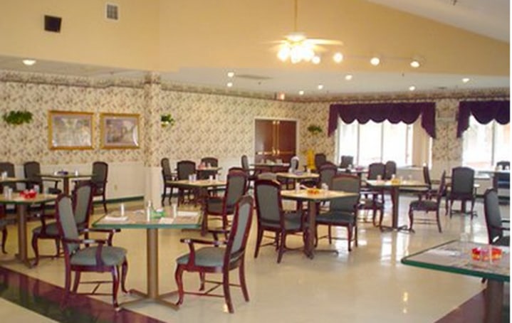 Loft Rehab of Decatur | Nursing Home | Decatur Skilled Nursing Facility