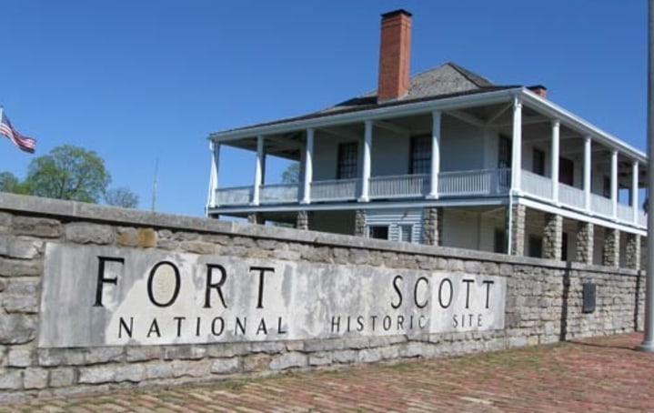 Medicalodges Fort Scott | Nursing Home | Fort Scott Skilled Nursing ...