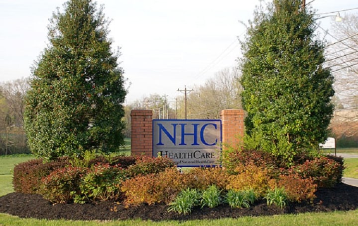 Nhc Healthcare, Dickson | Nursing Home | Dickson Skilled Nursing Facility