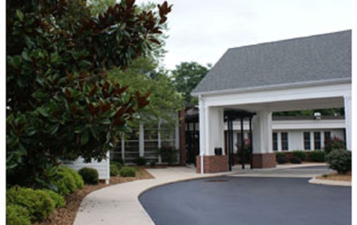 Nhc Healthcare, Sparta | Nursing Home | Sparta Skilled Nursing Facility